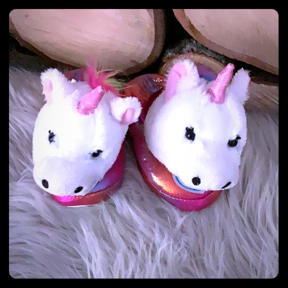 poochie & co | Shoes | Adorable Unicorn Slippers | Poshmark